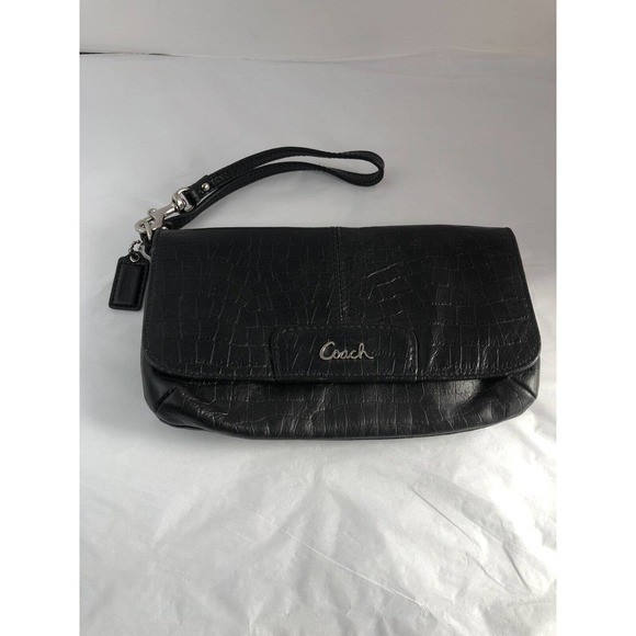 Coach | Bags | Coach Black Leather Vintage Retro Wallet Clutch Snap ...
